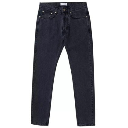 2026's Best Denim Trends For Men (And How To Wear Them)