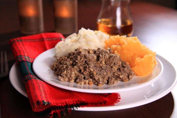 How To Host The Perfect Burns Night (And What To Drink) Supper