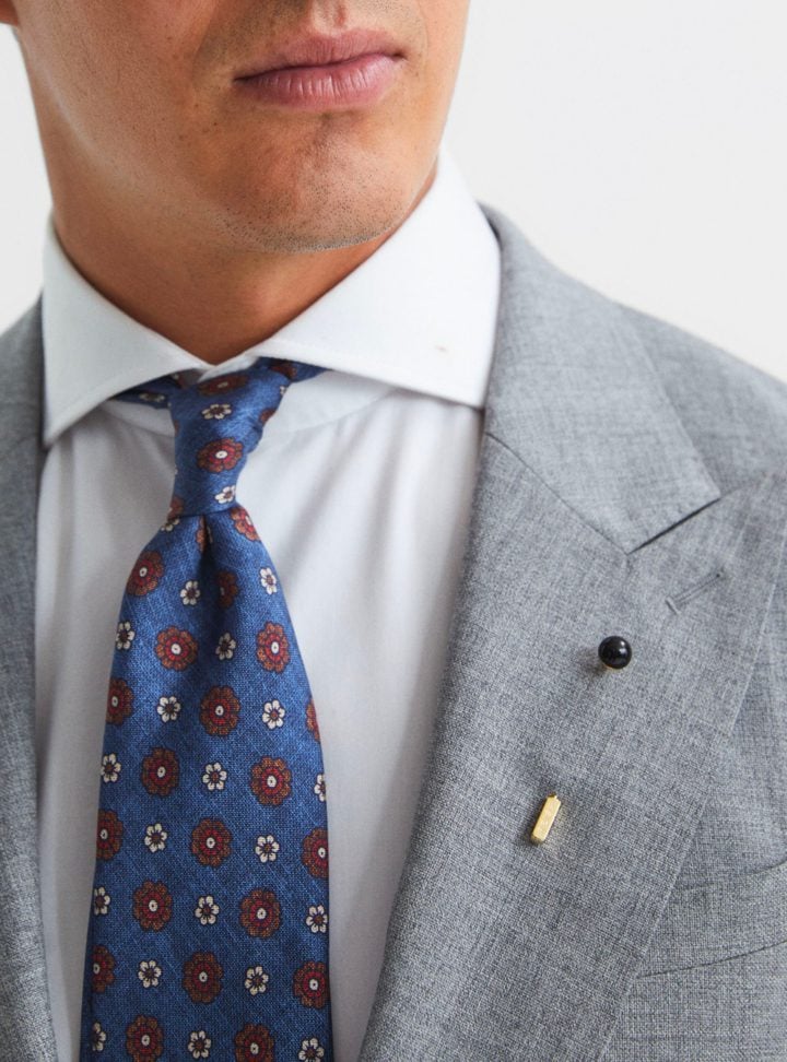 6 Classic Suit Accessories That Will Upgrade Your Tailored Looks