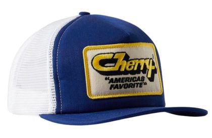 Men's 2000s Fashion: 8 Pieces You Can Still Wear In 2026