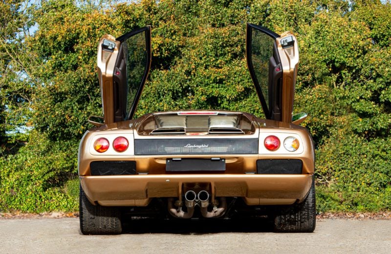 8 Retro Supercars Any Petrolhead Should Know