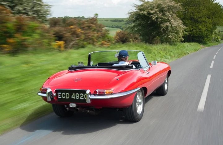 8 Best Classic Convertible Cars Of All Time
