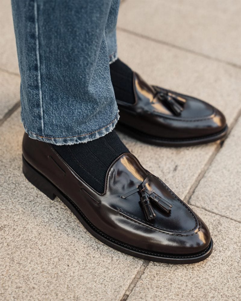 What To Wear With Loafers: 18 Modern Outfits For Men