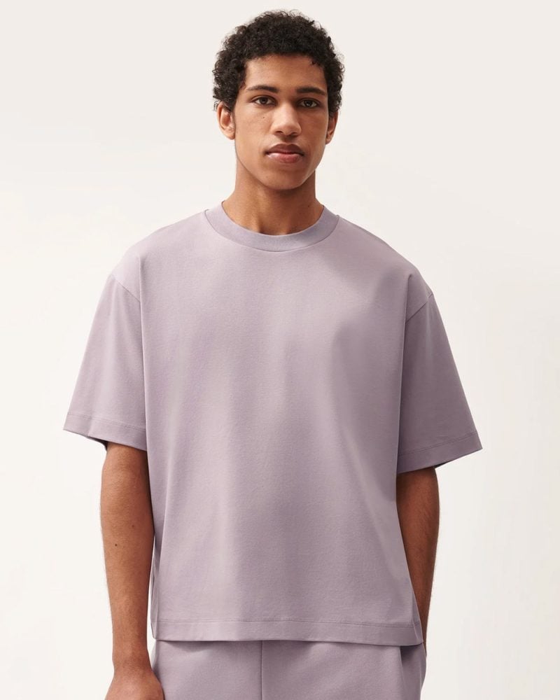 The Best Oversized T-Shirt Brands For Men: Thick & Loose
