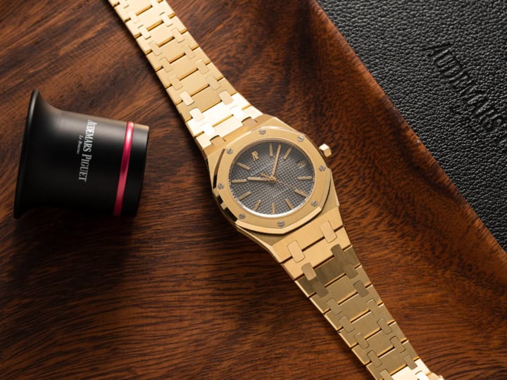 The Most Stylish Men’s Gold Watch Models For 2026