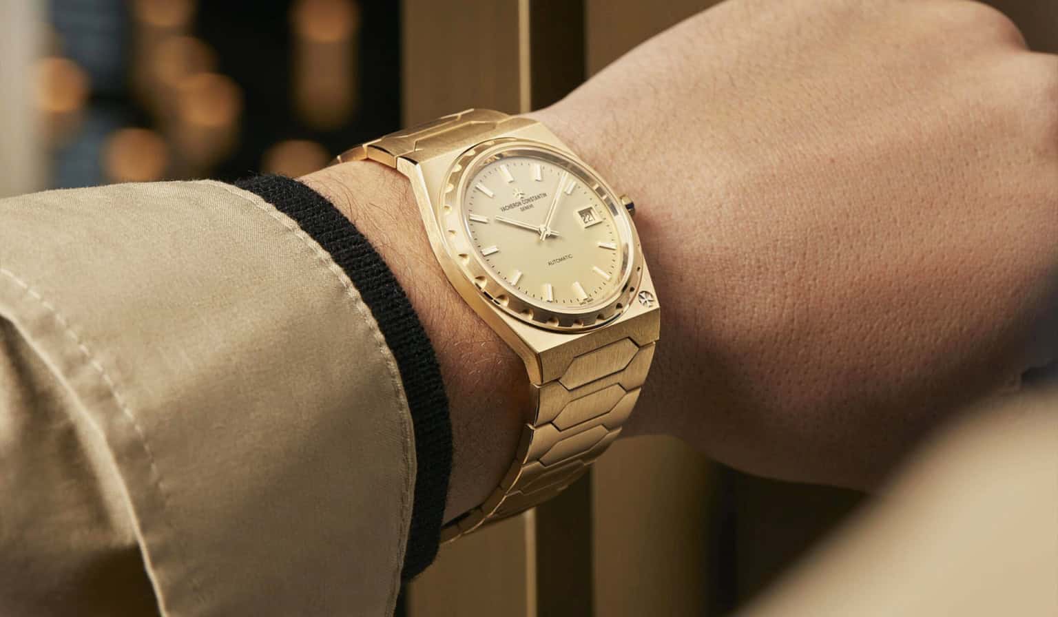 The Most Stylish Men’s Gold Watch Models For 2025