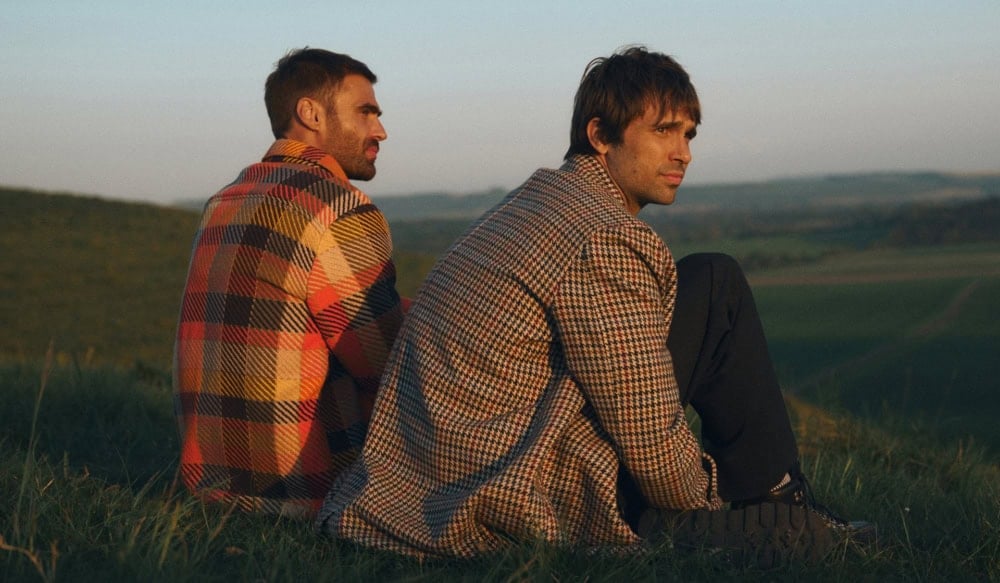 How To Style Men's Thick, Wavy and Unruly Hair Types